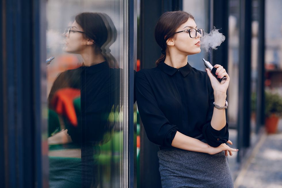 Vaping and Depression: What's the Connection? - HealthyWomen