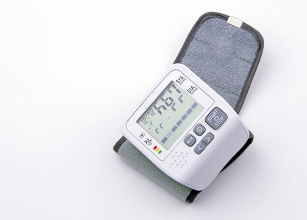 Do Home Blood Pressure Monitors Really Work HealthyWomen do-home-blood-pressure-monitors-really-work-healthywomen