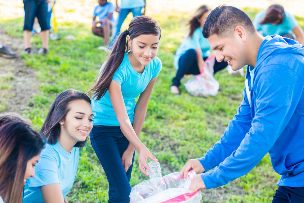 Raising a Child Who Gives Back - HealthyWomen