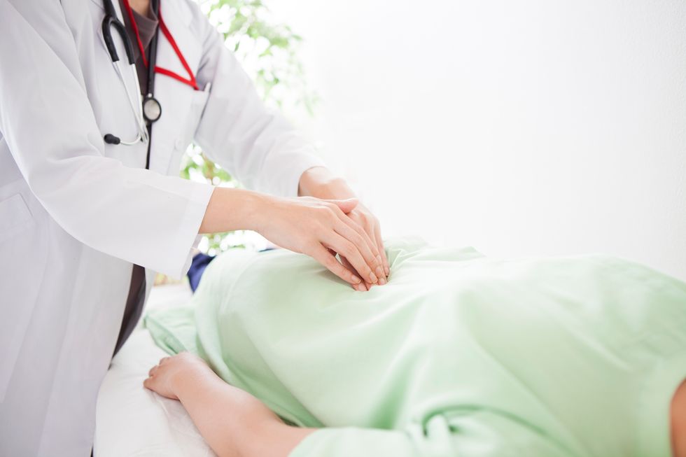 What Is a Colonic and Should You Get One? - HealthyWomen