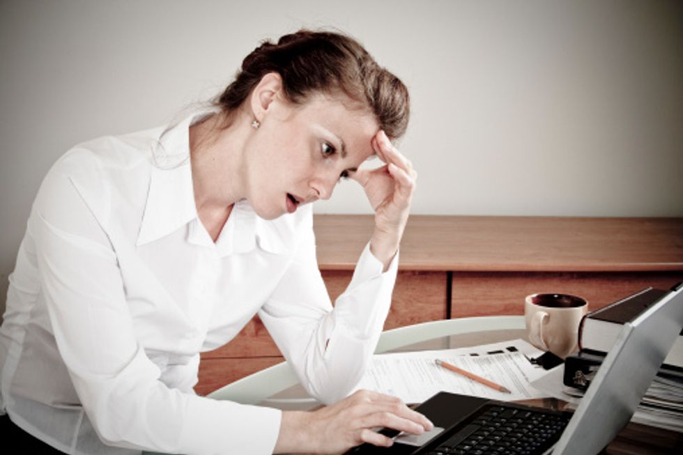 8 Tips for Tackling Workplace Stressors - HealthyWomen